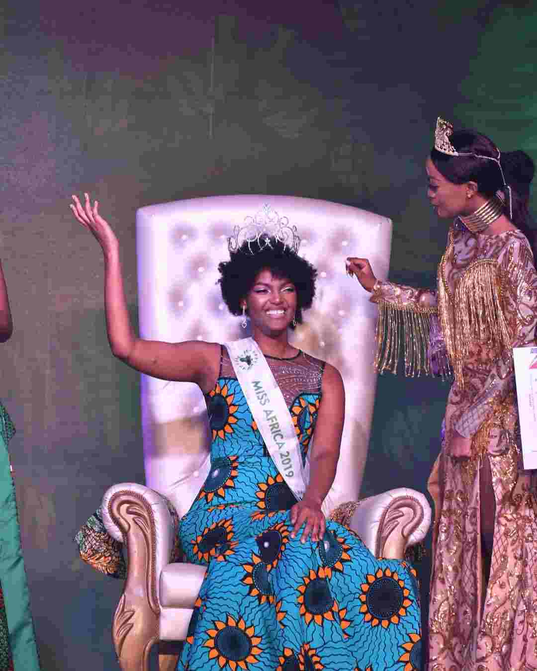 Miss Congo weavon caught fire on stage after being crowned Miss Africa ...