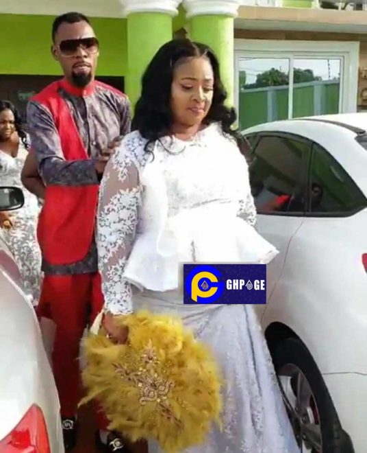 Rev Obofour celebrates mother's 60th birthday in style - GhPage