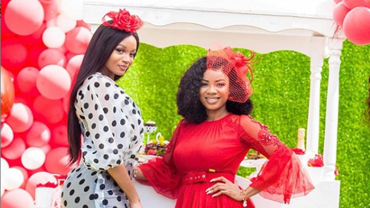 Meet the beautiful sister of news anchor, Serwaa Amihere - GhPage