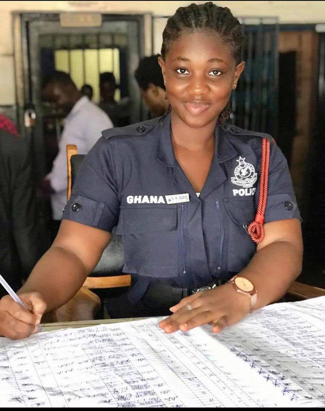 Photos Of Ama Serwaa The Trending Ghanaian Police Officer Tagged As