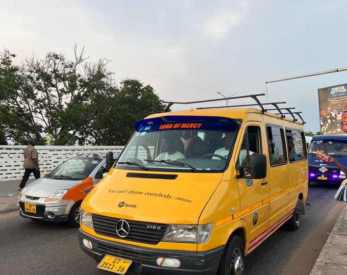 Kendrick Lamar promotes album in Ghana using "trotro' buses