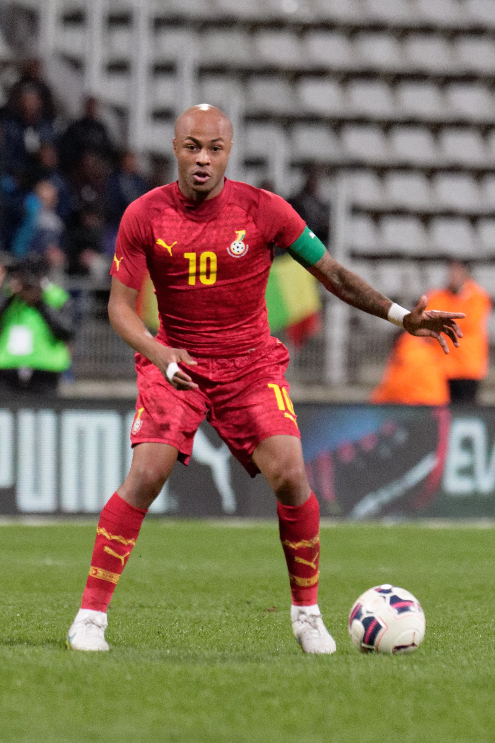 Dede Ayew Biography: Real Age, Networth, Cars, Houses, Wife, Kids - GhPage