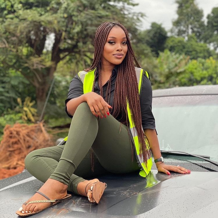Kojo Jones’ wife Raychel poses with expensive Ford Raptor worth millions