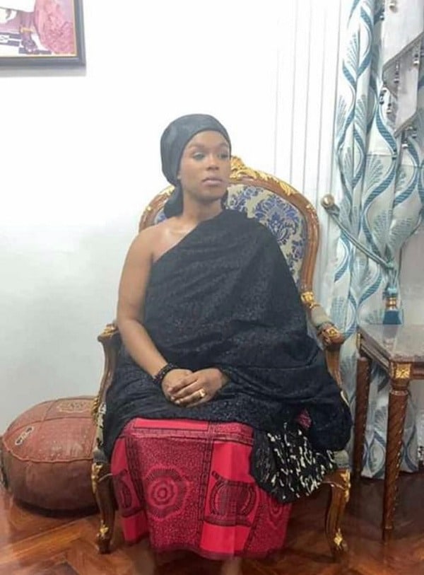 Rapper Lousika crowned queen mother of Manso Nkwanta - GhPage