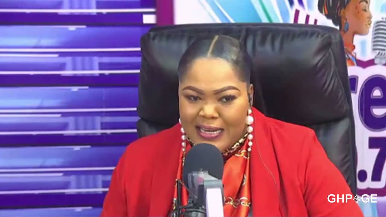 Oyerepa FM's Auntie Naa mourns colleague Nana Asante Soaba - GhPage