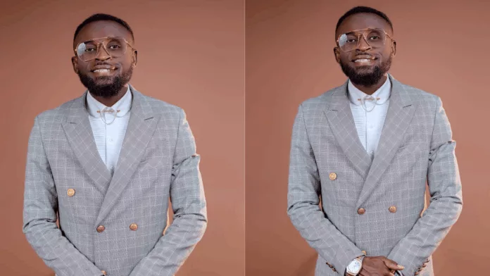 Mr. BONEZ wins Male Entertainment Show Host of the Year at 2025 Foklex ...